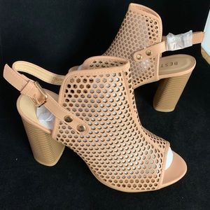 Beston | Shoes | Beston New Blush Vegan Leather Laser Cut Sandals ...